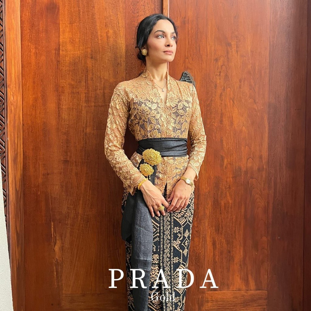 Long Sleeve Kartini Kebaya Suit and Full Stretch Knit Skirt, Balinese ...