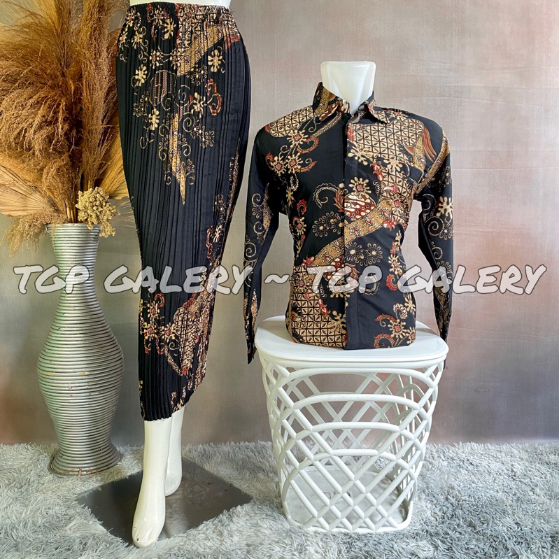 Long Sleeve Batik Shirt Set Couple Batik Pleated Skirt Couple Batik ...