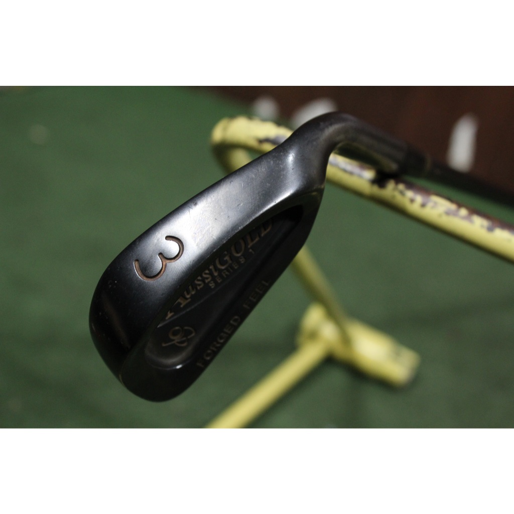Golf Iron Stick No. 3 Aussi Gold | Shopee Philippines