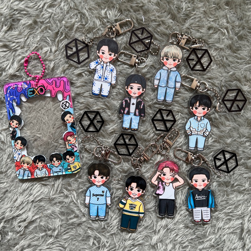 CAHOL & KEYCHAIN EXO | Photocard Holder EXO Double side | Shopee ...