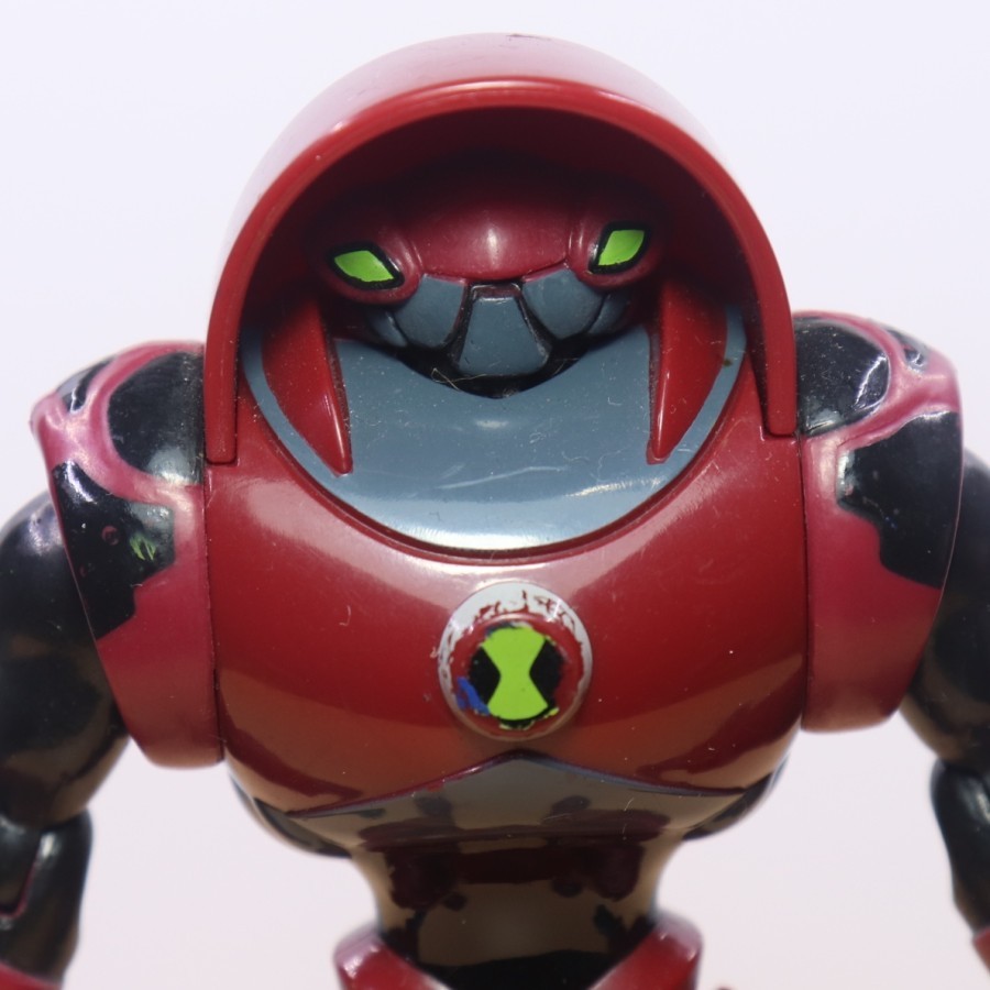 Ben 10 Ultimate Alien Action Figure - Water Hazard Original (Bandai ...