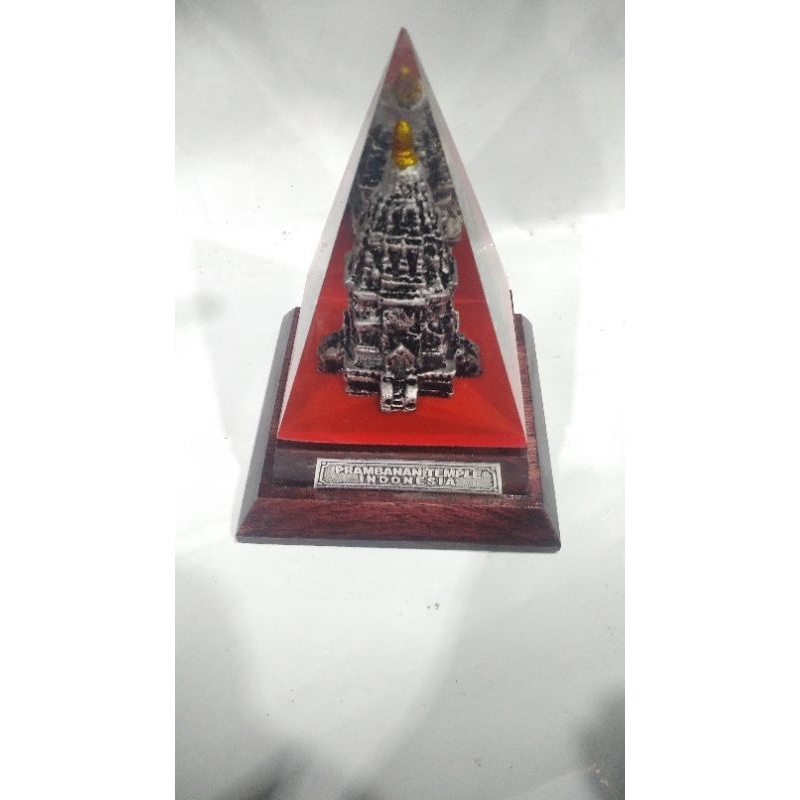 Souvenir Miniature Glass Temple / prambanan Temple / Glass borobudur ...
