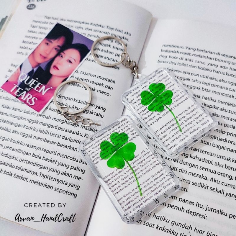 GANTUNGAN Korean Style Queen Of Tears Viral Keychain // Clover Leaf ...