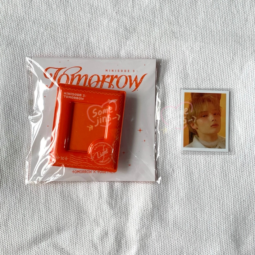 Txt pop up merch smarttok photo holder set + id photo hugingkai ...