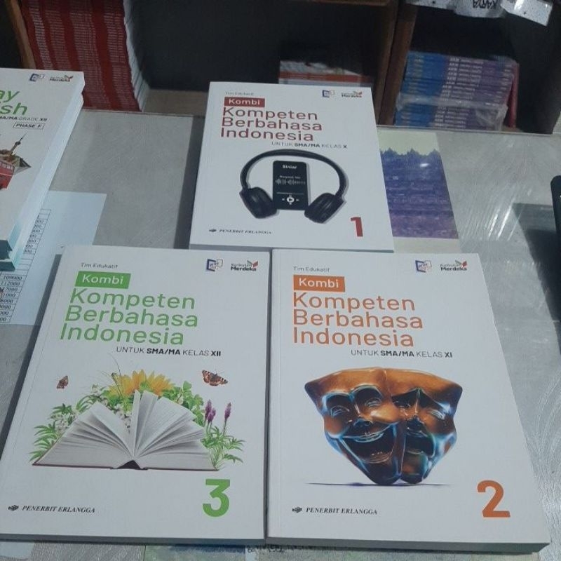 (Kombi) Competent Indonesian Language Class X XI XII High School ...