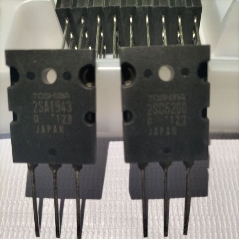 Toshiba TRANSISTOR POWER AMPLIFIER TRANSISTOR 2SC5200 2SA1943 SUPER TR ...