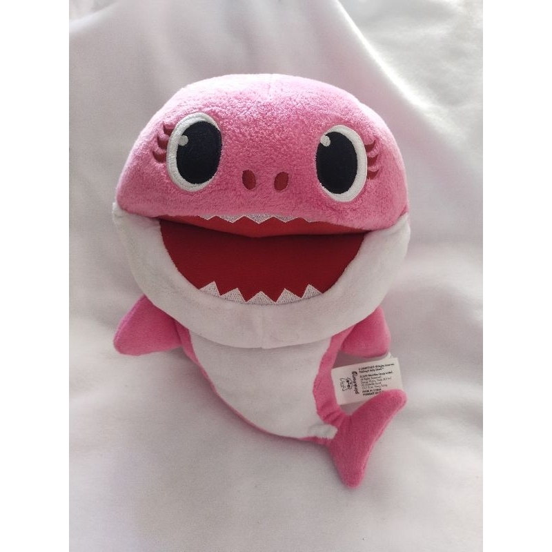Baby shark/mommy shark hand puppet | Shopee Philippines