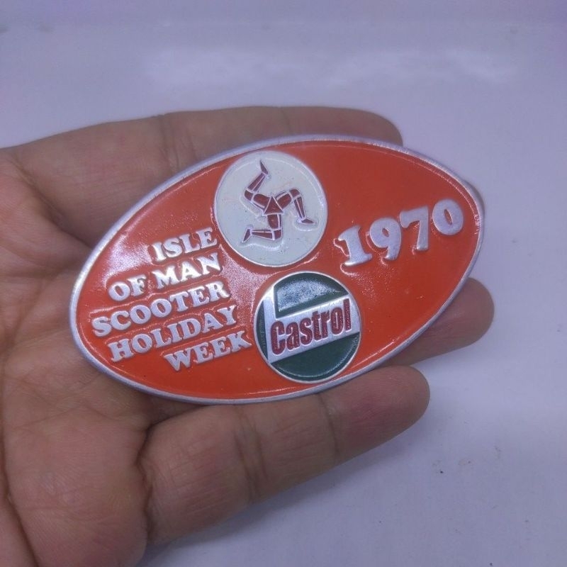 Vespa Lambretta Badge Emblem Stiecker Metal Castrol Isle Of Man 1970 ...