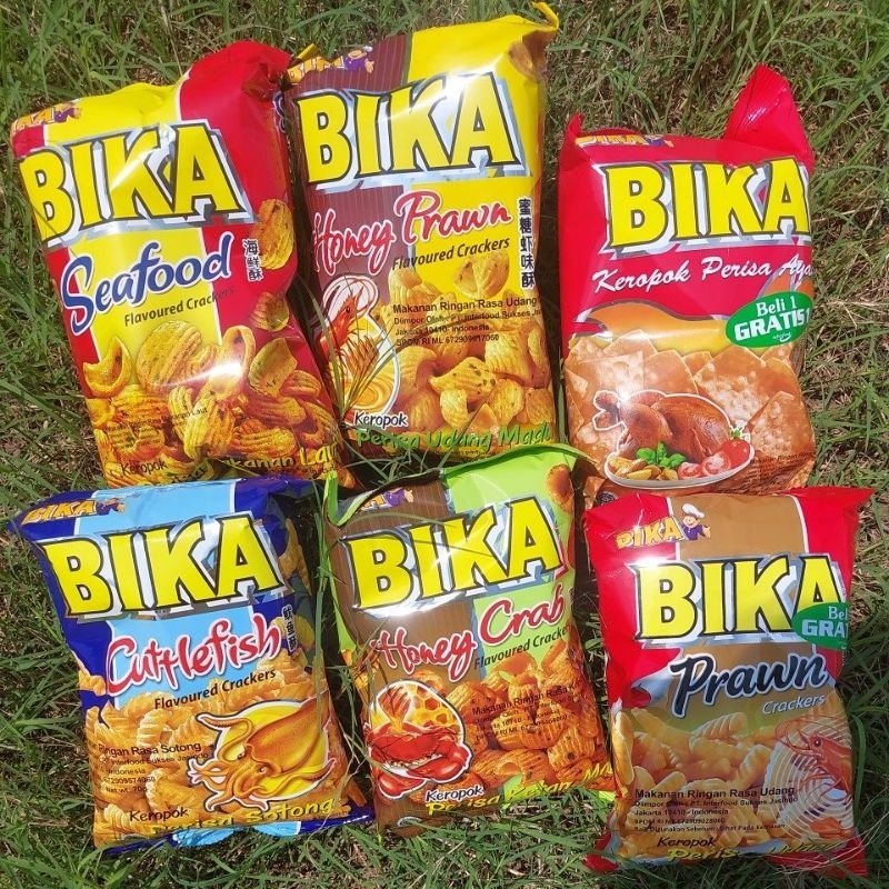 Bika chicken honey crab seafood flavored crackers / imported Malaysian flavored crackers ...