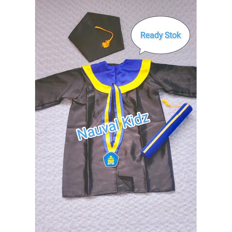 Graduation clothes / Graduation gowns for PAUD / Kindergarten ...