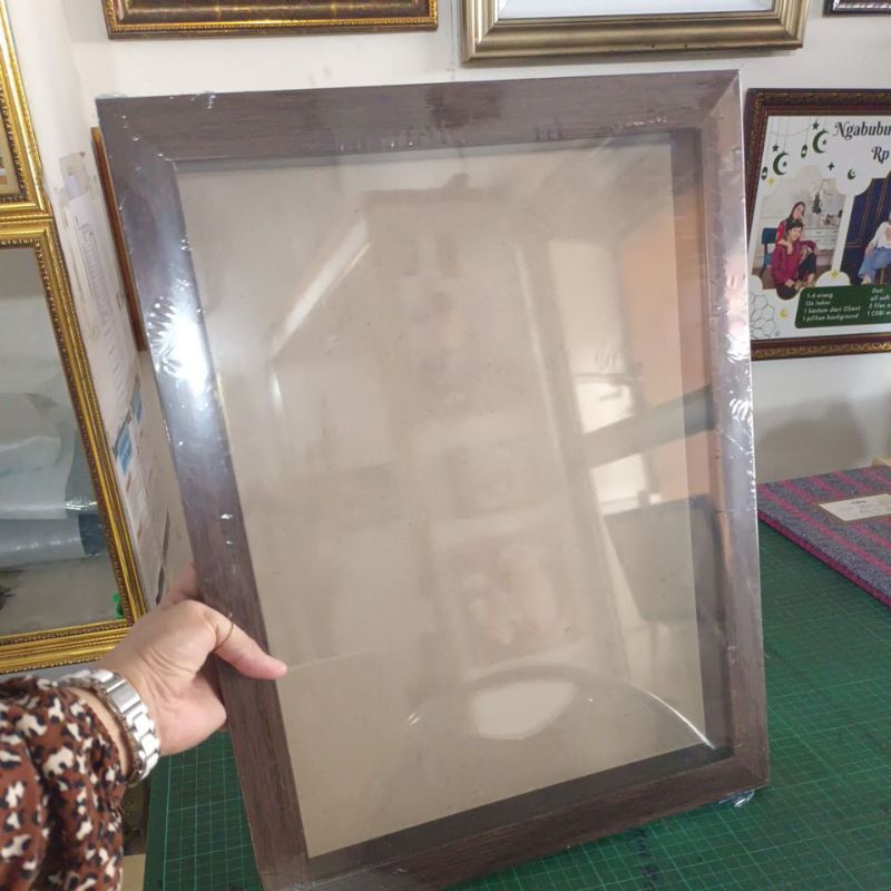 KAYU 3d Dowry FRAME 3cm Depth BOX With Brown Wood Grain Accent Dowry 3D ...