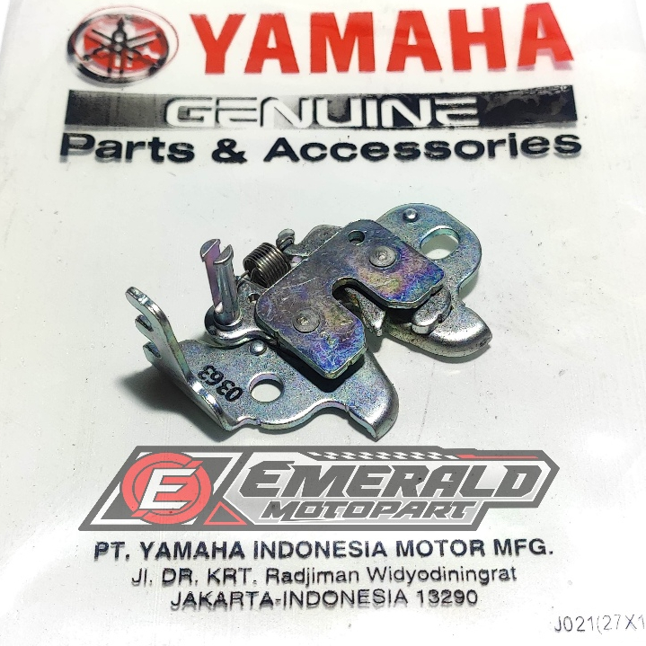 Original Yamaha Aerox Freego Lexi Nmax Xmax seat lock hinge | Shopee ...
