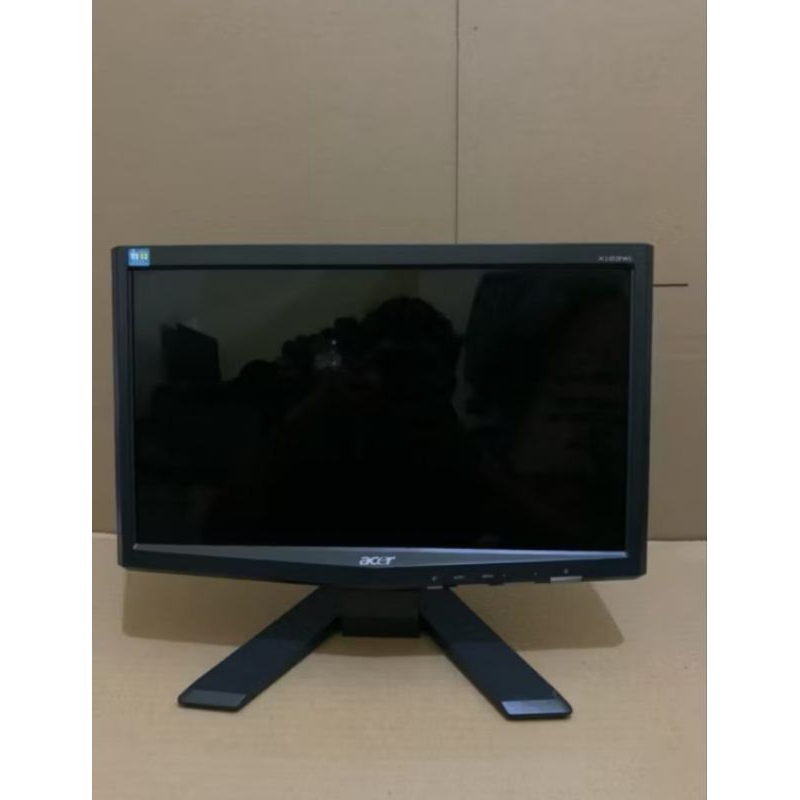 Acer Seamless 16-inch LCD monitor | Shopee Philippines