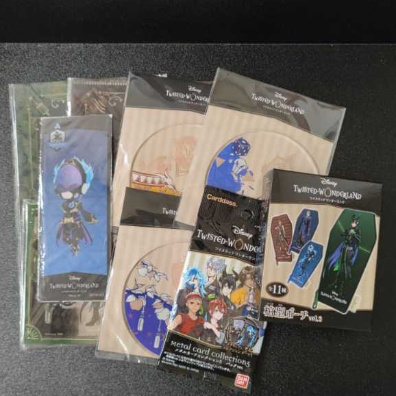 Twisted wonderland mix merch 1 | Shopee Philippines