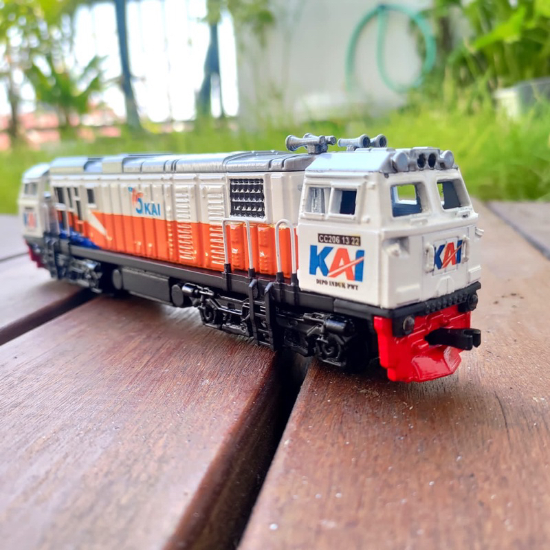 Miniature Indonesian Railway Carriage Locomotive CC206 (Handmade ...
