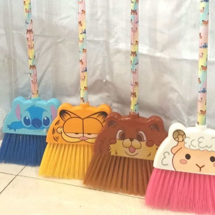 Floor Sweep/Tangkai Sweep/Character Sweep - Character Sweep | Shopee ...