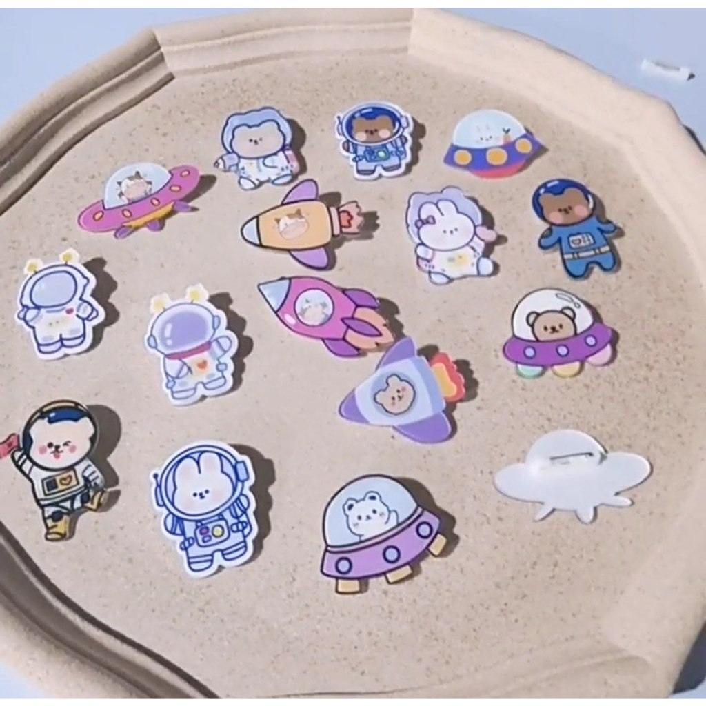 Astro Animal Acrylic Pin/Bros - Cute Bag Pin Brooch (1Pcs) | Shopee ...