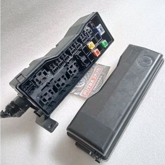 Original Isuzu elf Fuse box | Shopee Philippines