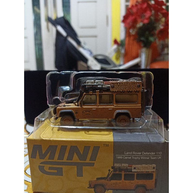 Mini GT Land Rover Defender 110 | Shopee Philippines