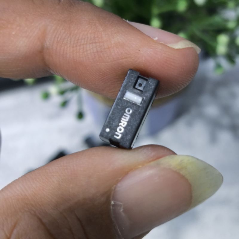 TOMBOL Omron D2FC-F-7N Micro Switch Mouse Button Small Switch 3 Pin ...