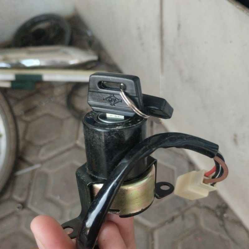 Yamaha RX100 Main switch ignition key | Shopee Philippines
