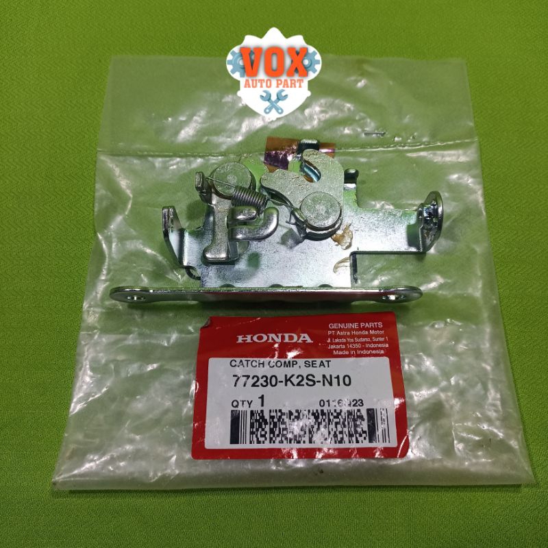 Seat Lock Hinge Seat (Seat Catch Comp)- Honda Vario 160k2s (2022 ...