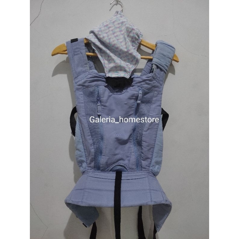 Sals Preloved SSC FFO Aprica Colan Hug -SSG baby carrier facing forward ...