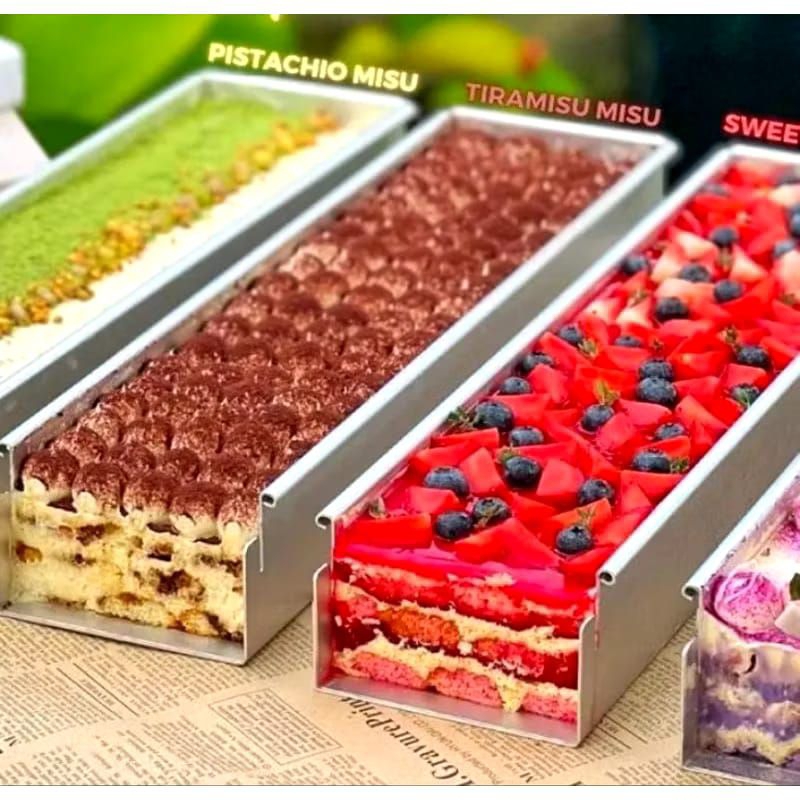 VIRAL Tiramisu Poke Pan / Tiramisu Shape Pan Disassembled | Shopee ...