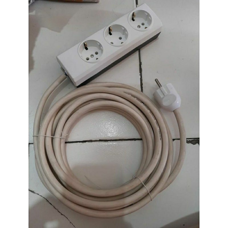 Broco 3-hole Socket, Eterna Copper Cable 2x1.5 Broco Ground Plug ...