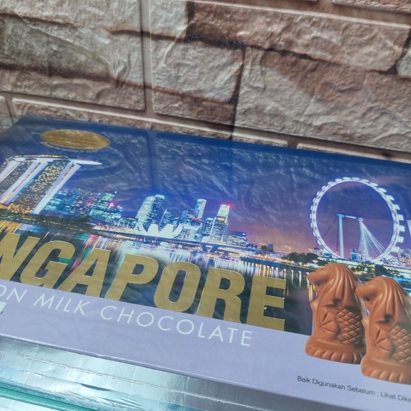 Alessio merlion Chocolate 125g box Chocolate merlion Shape singapore ...