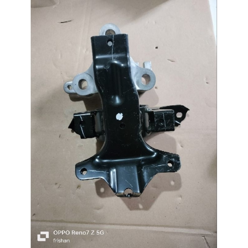 MESIN Engine MOUNTING MATIC Left ENGINE Mount MATIC TOYOTA RAIZE ...