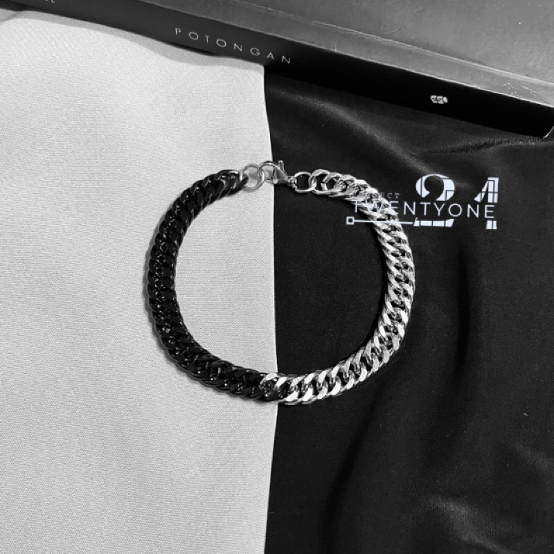 Men's URBAN CHAIN TITANIUM CHAIN BRACELET TWO COLORS ANTI RUST | Shopee ...