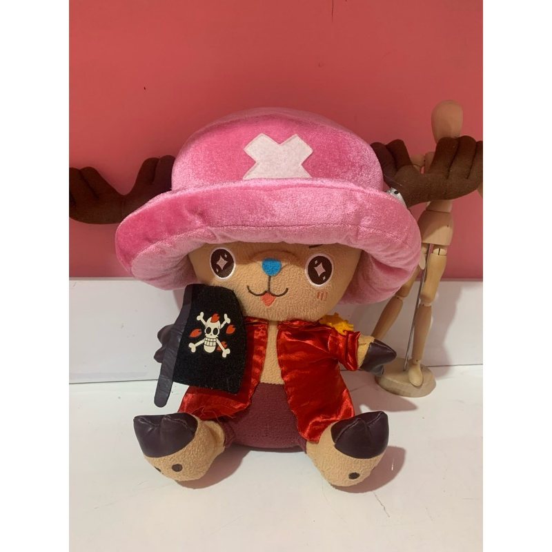One Piece tony tony Chopper Stuffed Toy doctor hiluluk flag | Shopee ...