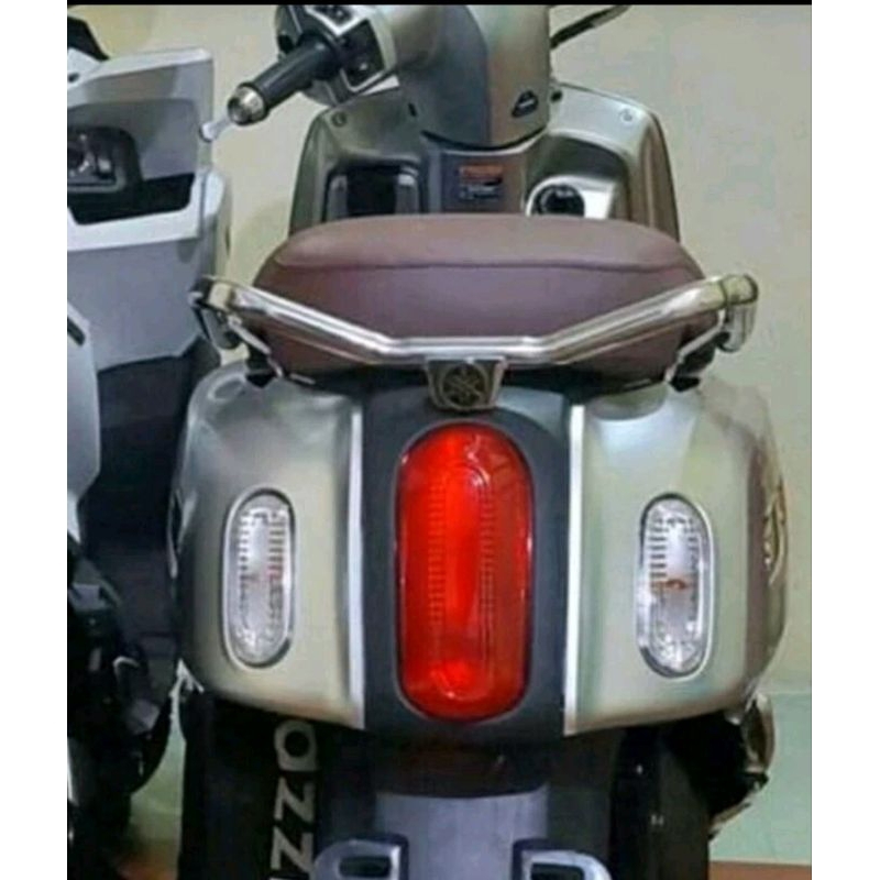 Stirrup yamaha fazzio model vespa s plus logo | Shopee Philippines
