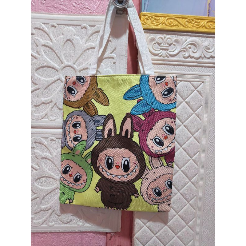 Totebag LABUBU RAME YELLOW / LABUBU STRAWBERRY | Shopee Philippines