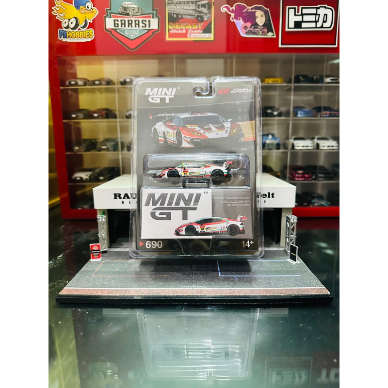 Mini GT No. 690 Lamborghini Huracan GT3 EVO2 88 JLOC 2023 Super GT ...
