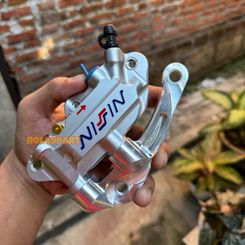 Nissin FRONT CALIPER MONOBLOK 4 PISTON SET CNC BRACKET PNP MIO SIZE 220 ...