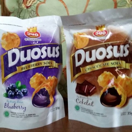 Duosus Cake soes Dry Chocolate blueberry mystar mini Delicious 35 gram ...