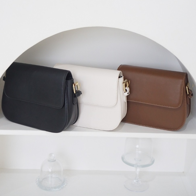 111.11 SHOPEE - EILA SLINGBAG - Id 3725 - Synthetic Leather Material ...