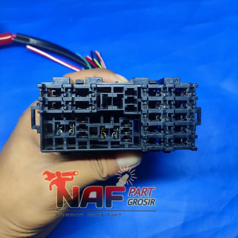 FUSE BOX FUSE HOUSING GENIO BEAT STREET BEAT NEW SCOOPY K2F ORIGINAL ...