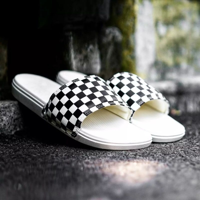 Vans SLIDE ON SLIPPER CHECKERBOARD BLACK WHITE 100% ORIGINAL | Shopee ...