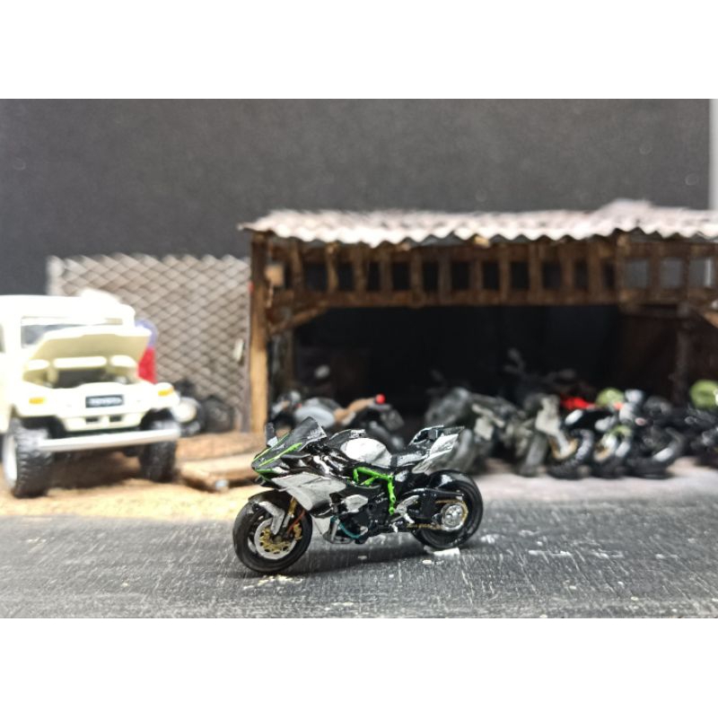 Miniature figure 1:64 Ninja H2R for hotwheels, tarmac, matchbox, minigt ...