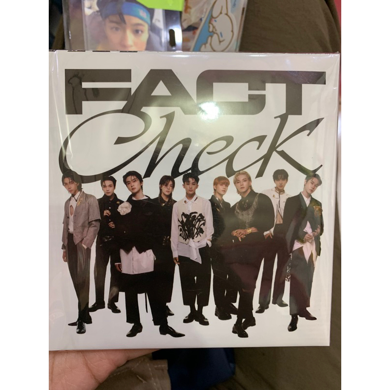 Nct 127 SEALED ALBUM fact check exhibit japan target exclusive+Golden ...