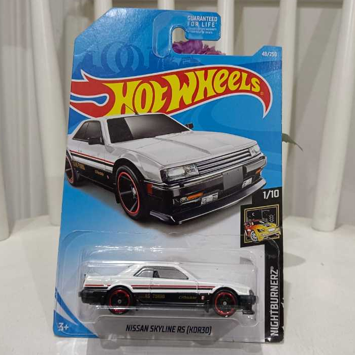 Hotwheels 82 Nissan Skyline GTR-R30 white | Shopee Philippines