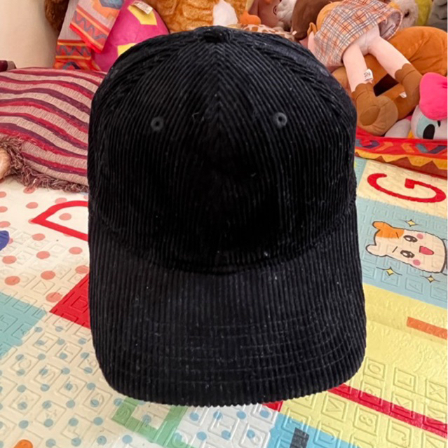 UNIQLO GLOBAL GU HAT (FREE NEGOTIABLE) | Shopee Philippines