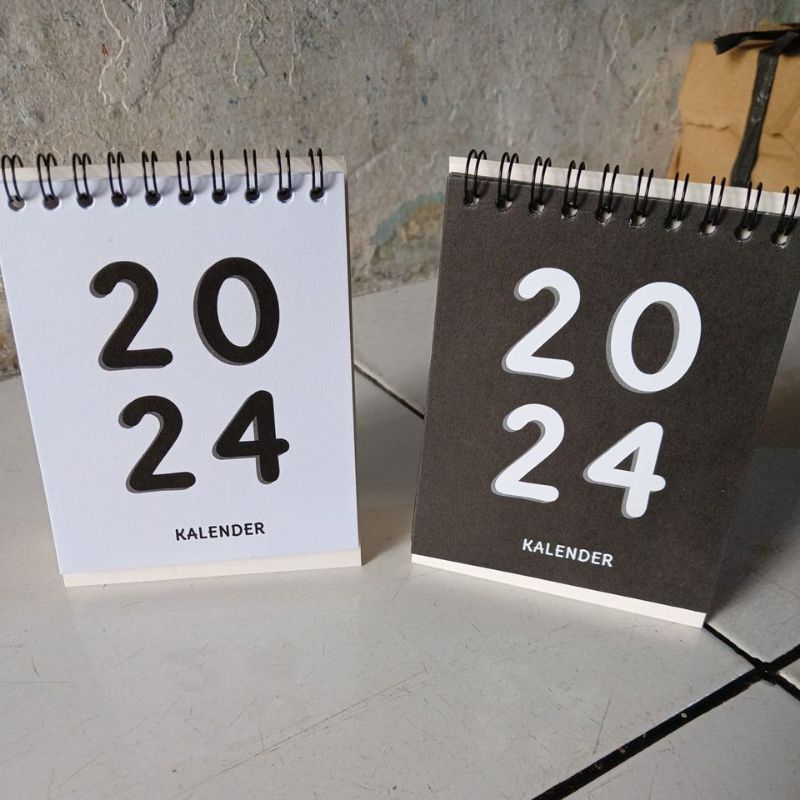Mini Desk Calendar/MINI Calendar 2024 | Shopee Philippines