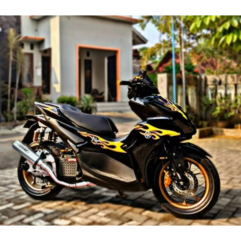 Most WANTED Transparent UV STRIPING YAMAHA AEROX 155 NEW CONNECTED DESIGN FLAME RACING Color ...