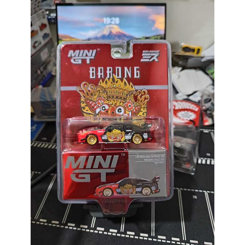 Mini GT Nissan Skyline GTR R35 LB Super Silhouette Barong x Mizu ...