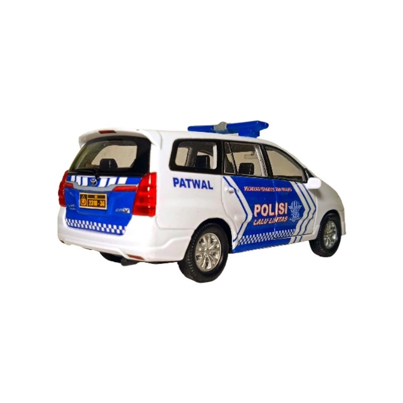 Diecast Scale 1 32 Miniature Indonesian Police Car TOYOTA KIJANG INNOVA ...