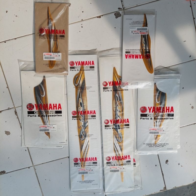 Mio gold trim sticker Striping set original yamaha 28D | Shopee Philippines